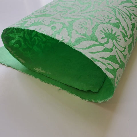 NP-FKG Lokta Off-white Floral on Kelly Green – Paper Connection